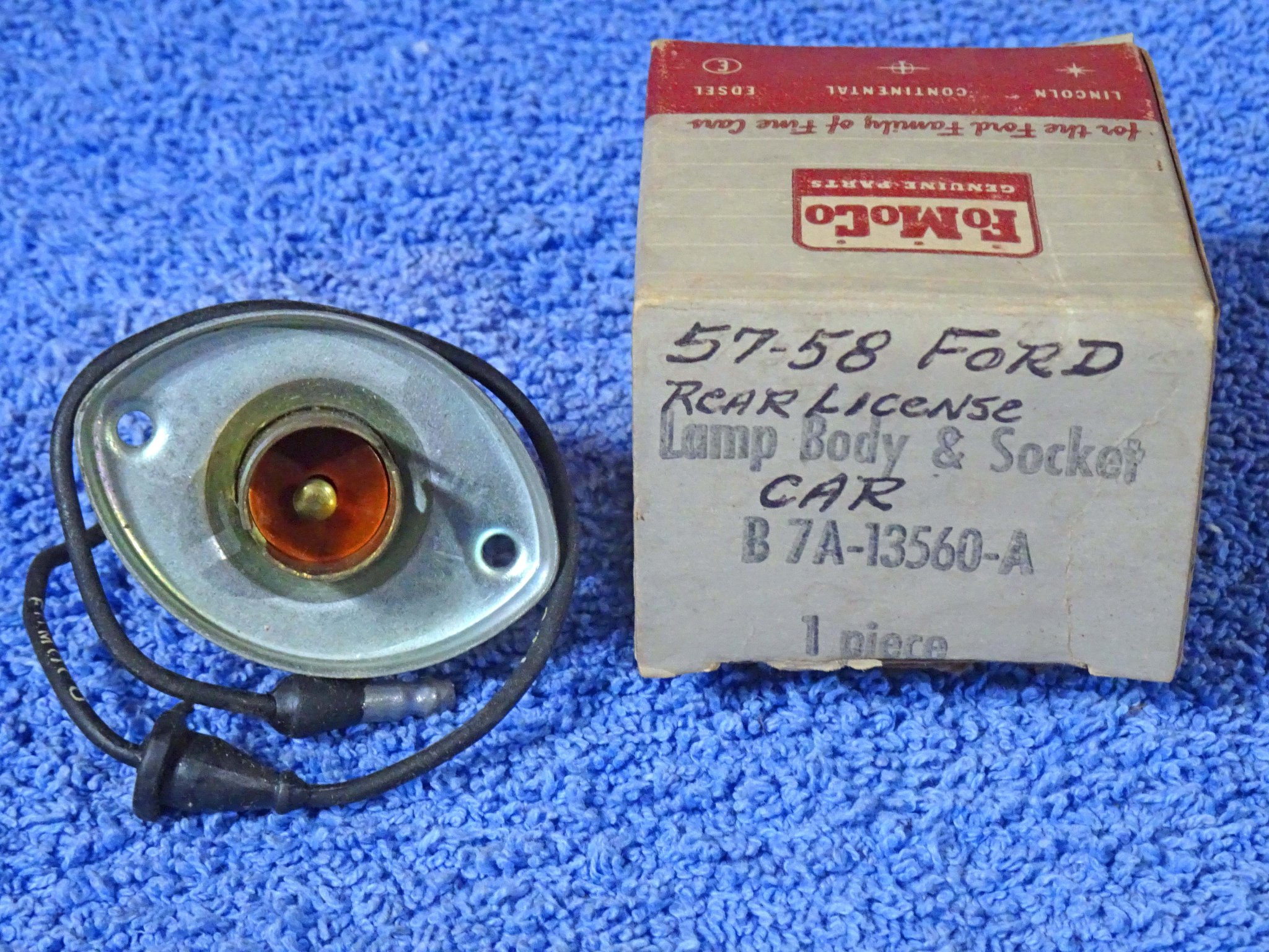 1957 1958 Ford FoMoCo Rear License Lamp Body & Socket Assembly NOS ...